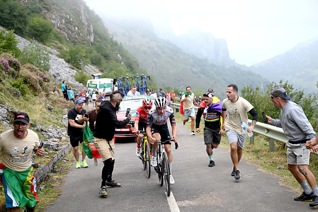 Vuelta a España stage 13: João Almeida holds off Jonas Vingegaard for ...