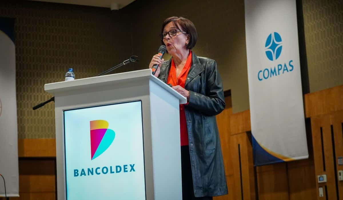 Presidenta del Comité de Regla Fiscal: Gobierno Petro mintió con metas ...