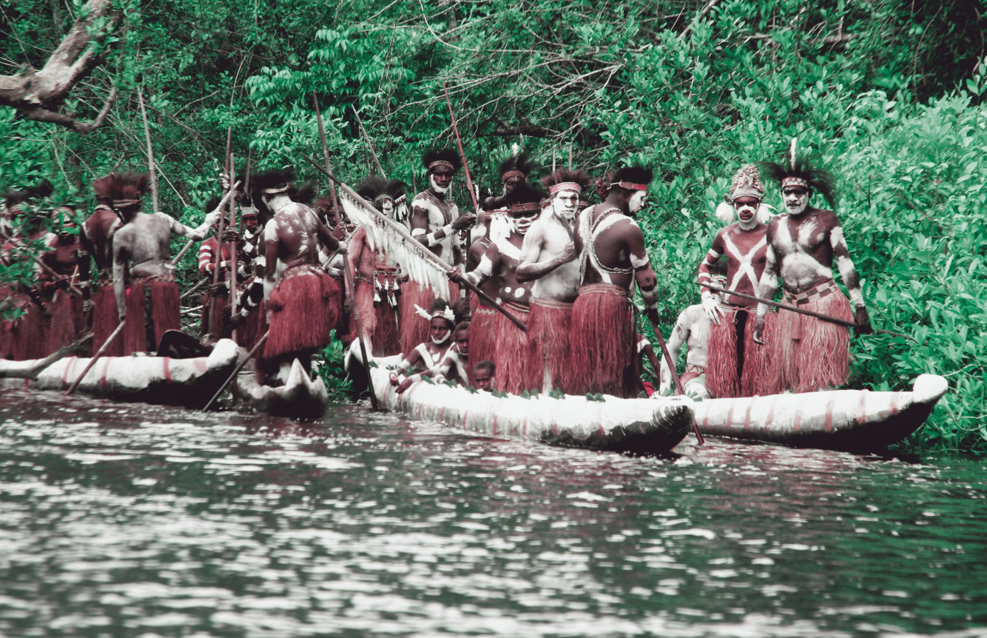 How and when did humans first move into the Pacific?