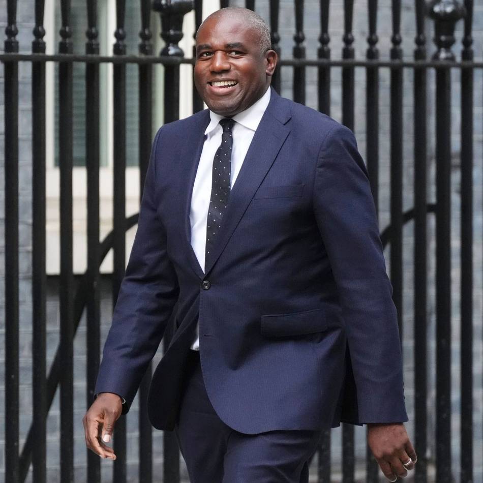 Premierminister Starmer bildet Kabinett um – David Lammy neuer Vize-Premier