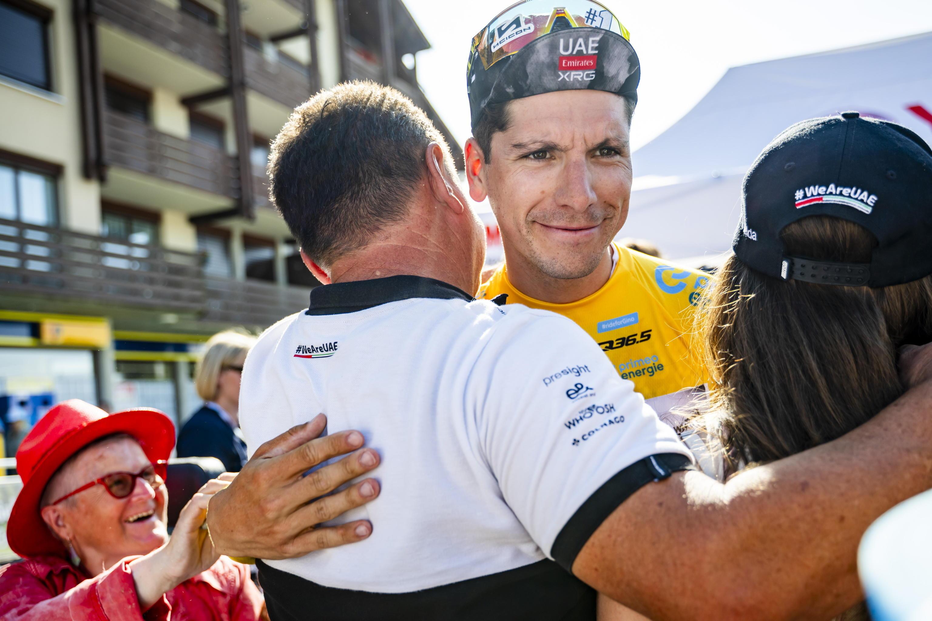 Vuelta 2025, Almeida punzecchia Vingegaard: "Mi aspettavo un suo attacco"