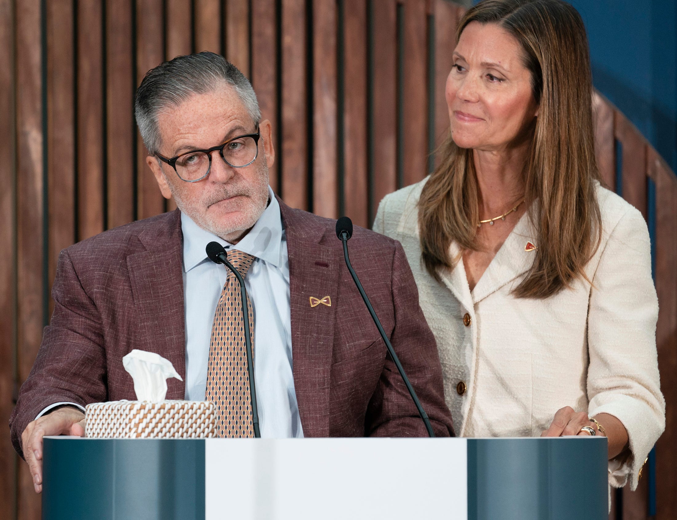 Report: Dan and Jennifer Gilbert file for divorce