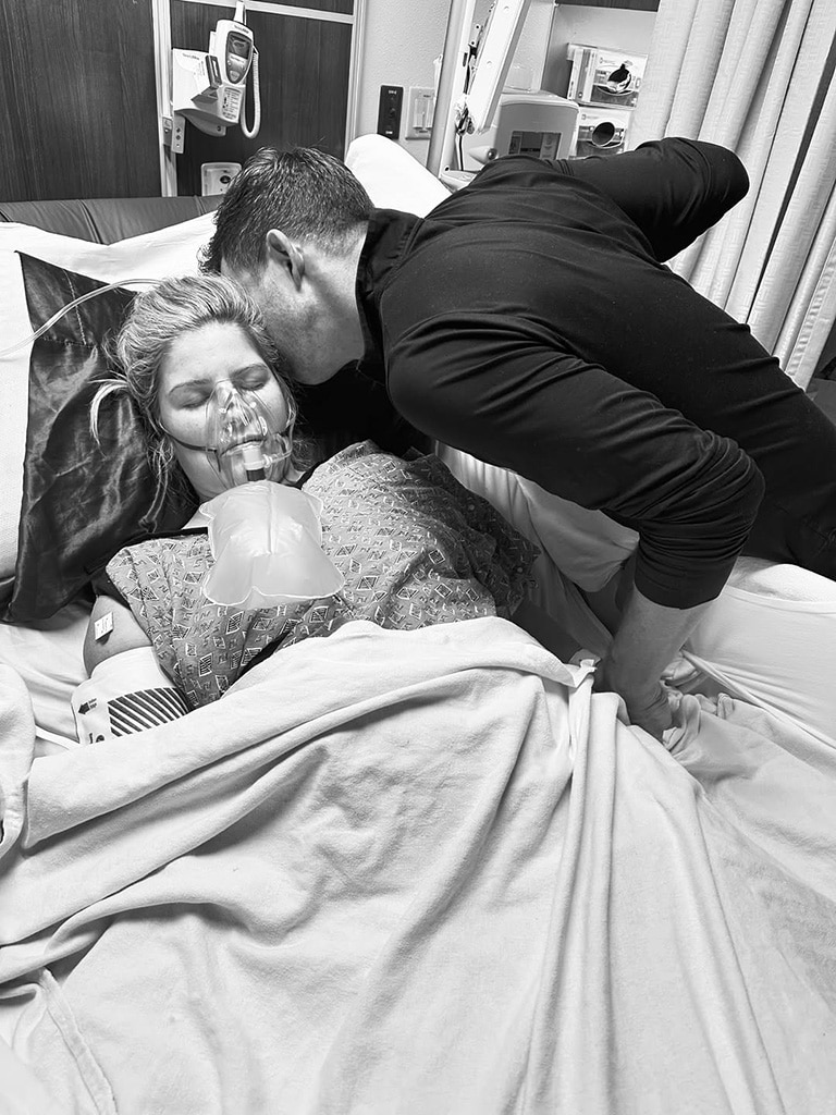 Erin Bates’ Siblings Speak Out on Her Septic Battle After Baby No. 7
