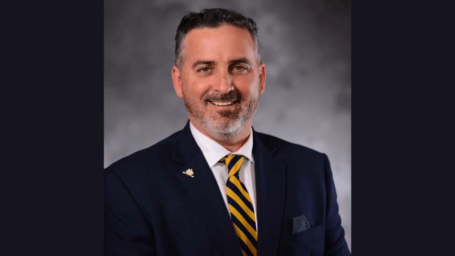Oregon state representative breaks from ‘partisan mold,’ changes party ...