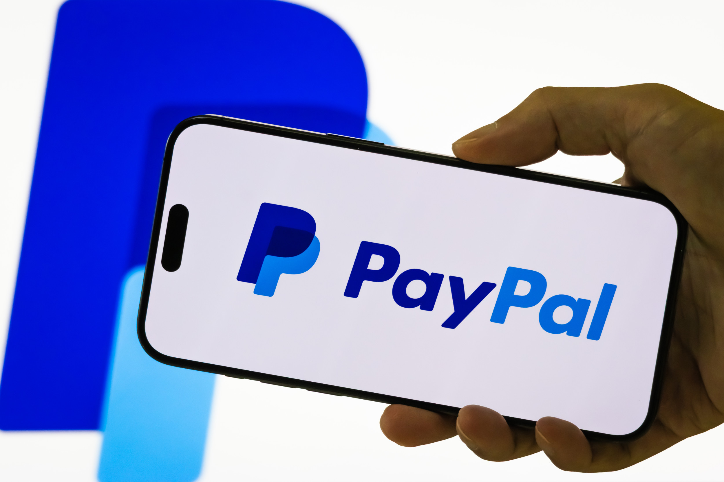 PayPal users targeted by new scam