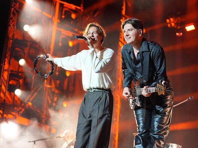 Giant Rooks feiern emotionales „Homecoming“: Erstes Konzert mit ...