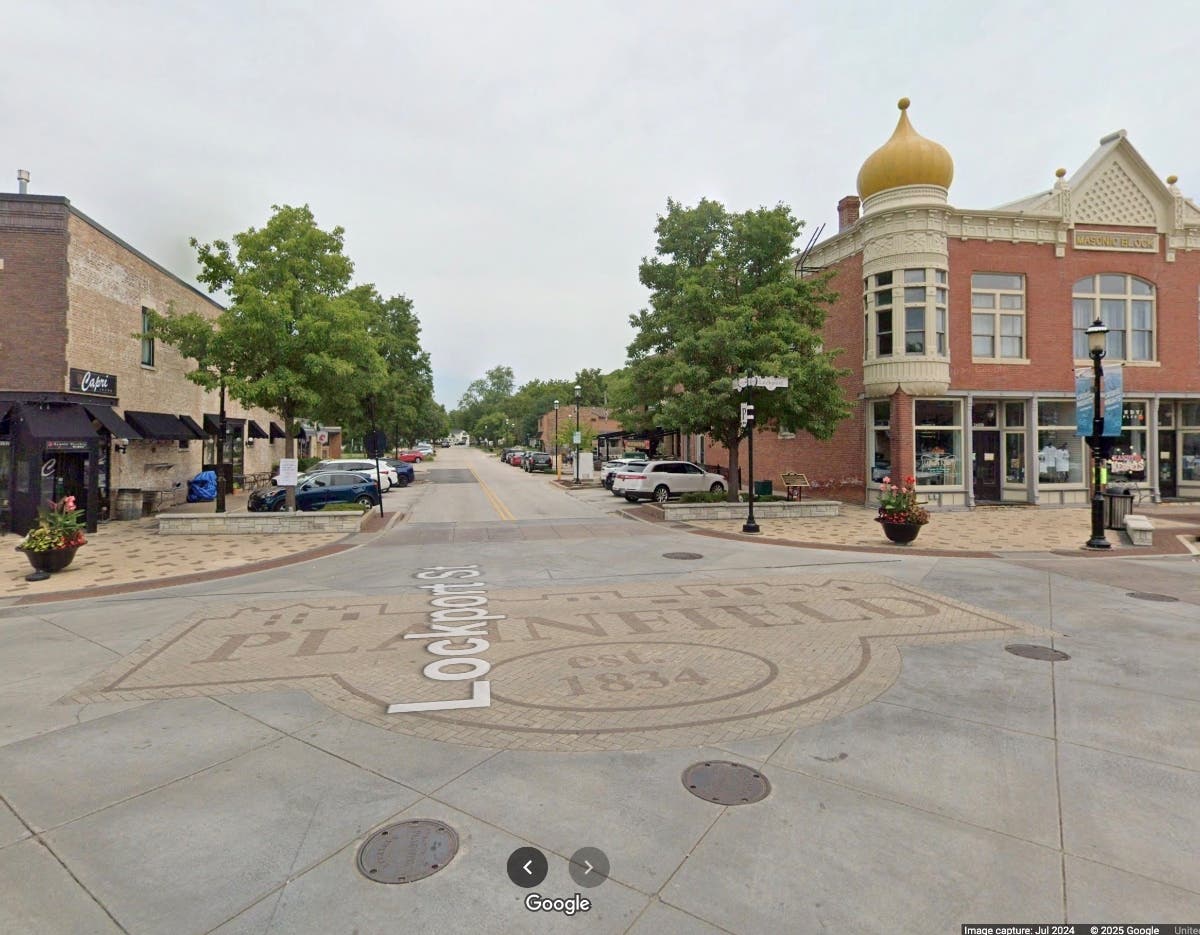Downtown Plainfield Paver Medallion Scheduled For Maintenance