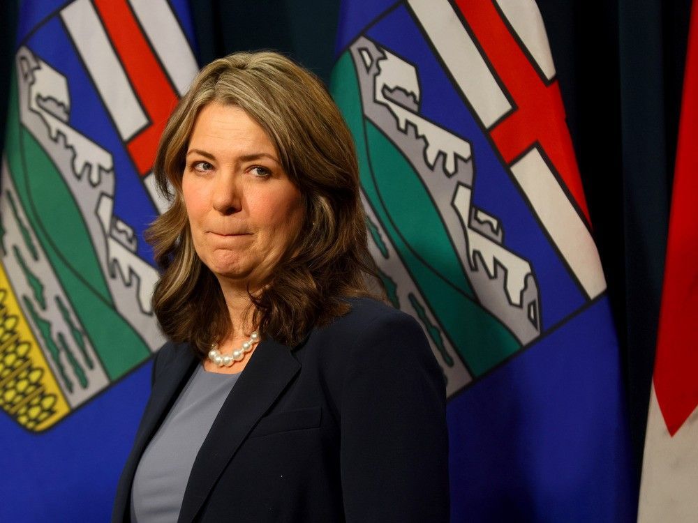 Braid: Trudeau's long gone but look who's virtue signalling now