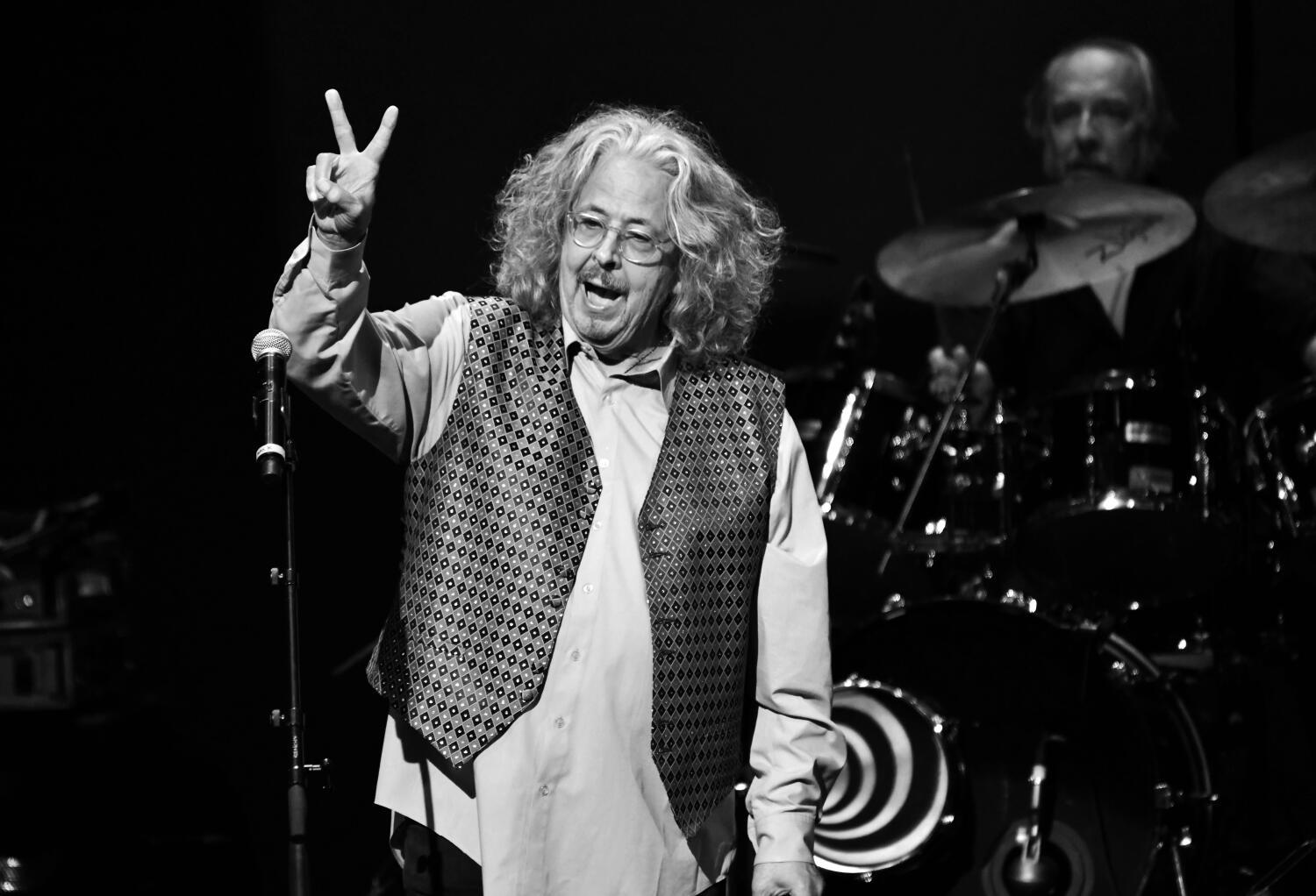 Mark Volman, co-founder of Turtles and Flo & Eddie, dies at 78