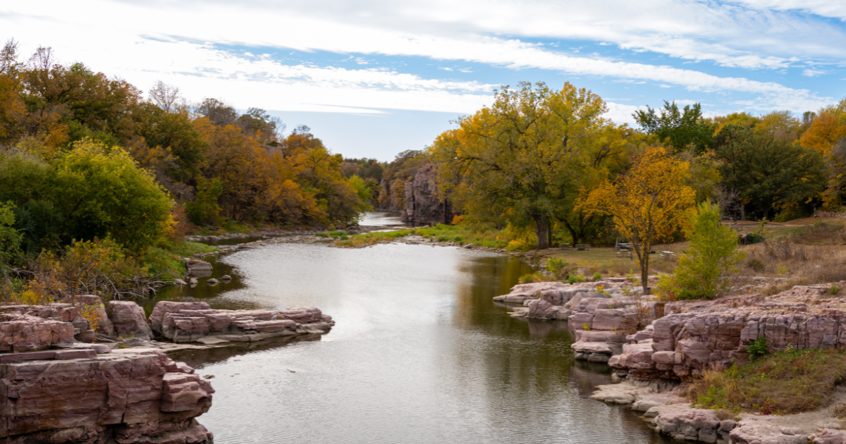 Best Times and Places To View South Dakota's Fall Foliage in 2025