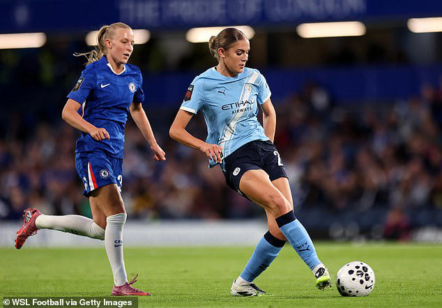 Chelsea 2-1 Man City: Blues begin title defence with triumphant victory ...