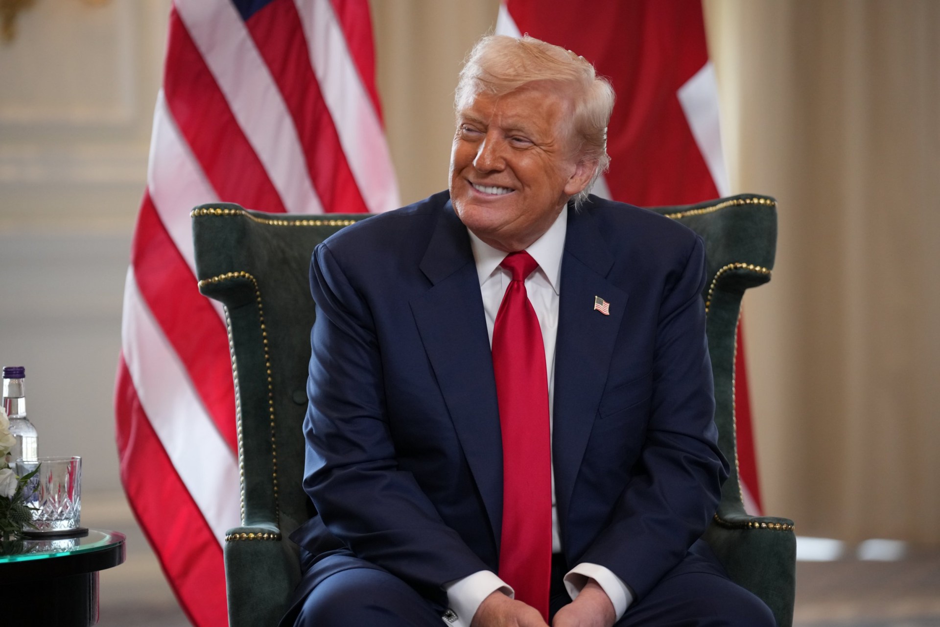 Trump called 'FBI informant' in Epstein case