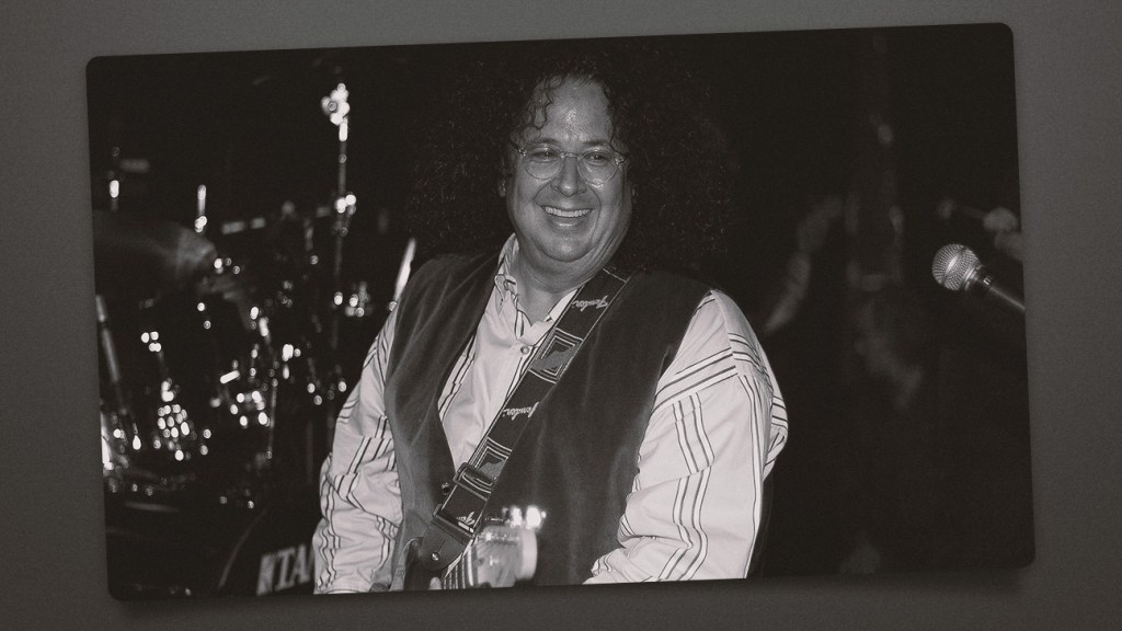 Mark Volman, Co-Founder of Rock Band The Turtles, Dies at 78