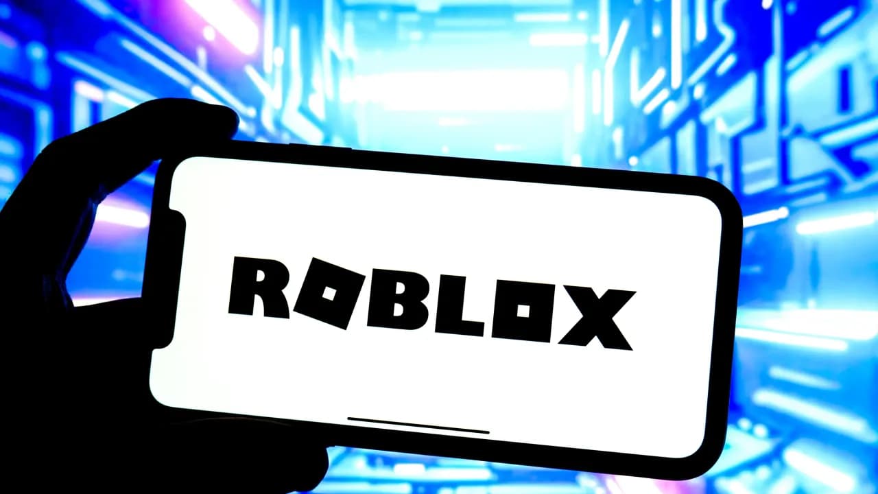 Roblox Testing New App Similar To TikTok For Sharing Video Game Play ...