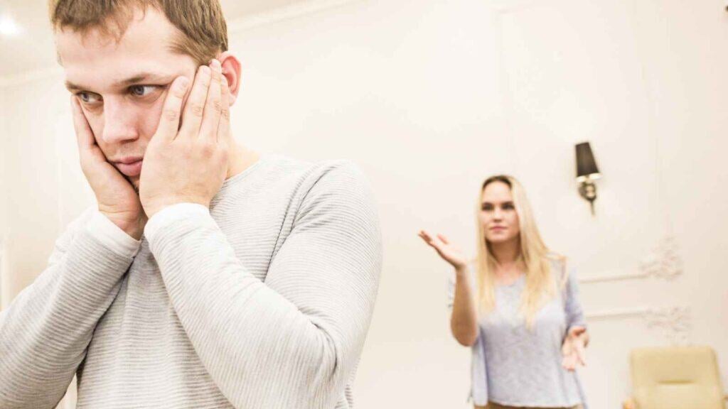 10 common behaviors women may not realize can leave husbands feeling ...