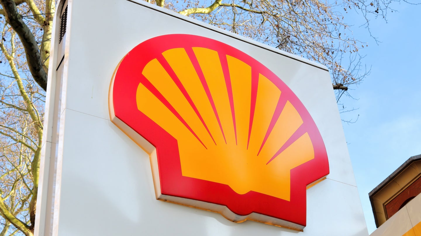 Shell explores sale of North West Shelf LNG stake