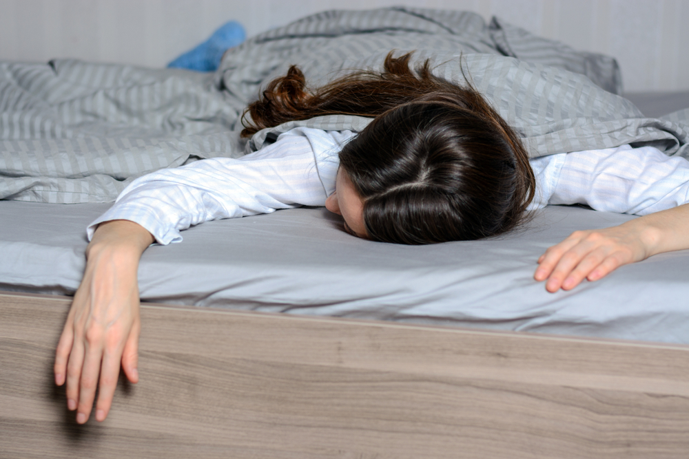 Tingling Fingers? It Might Be a Hidden Sign of Vitamin Deficiency