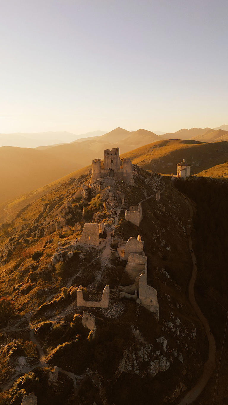 Explore 15 Captivating, Cool and Classic Castles