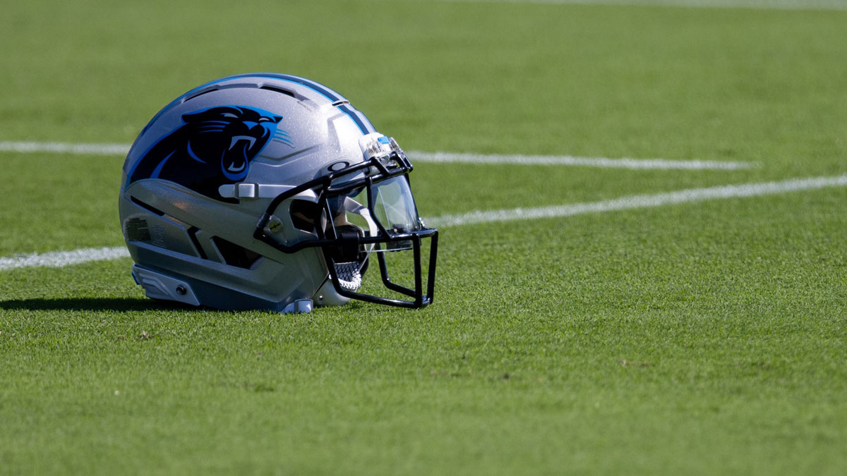 Panthers CB suffers torn ACL right after joining team