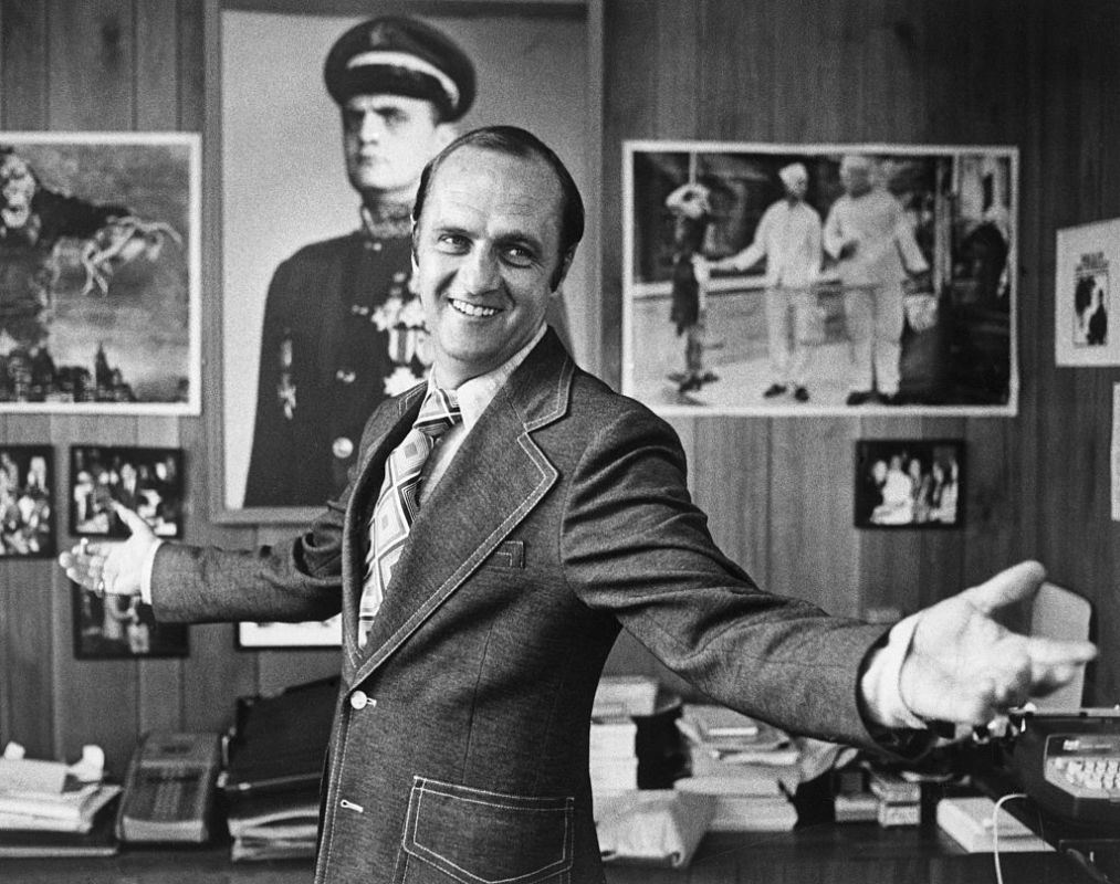 Late Comedy Legend Bob Newhart Honored in Special Way on 96th Birthday ...