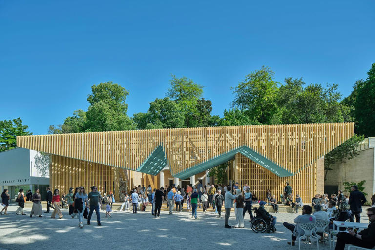 When Architects Love Robots Too Much