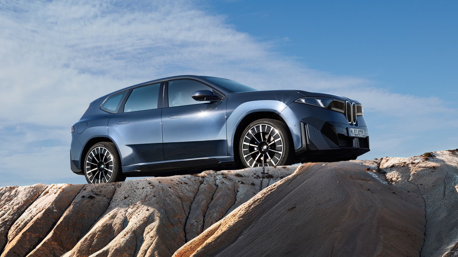 2027 BMW iX3 Debuts With 400-Mile Range And Groundbreaking Specs