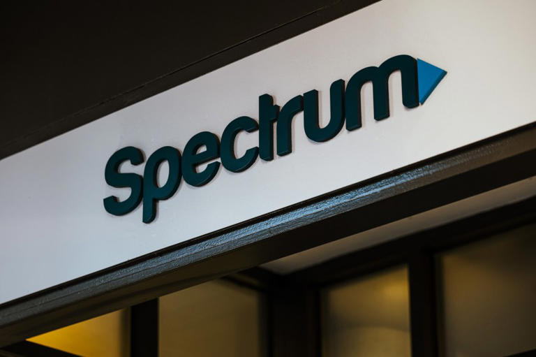 Spectrum offers $25K reward after network attacks in Missouri, Illinois