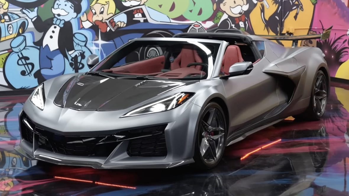 Shaquille O’Neal Bought A Stretched Chevy Corvette Z06 So He Could Fit