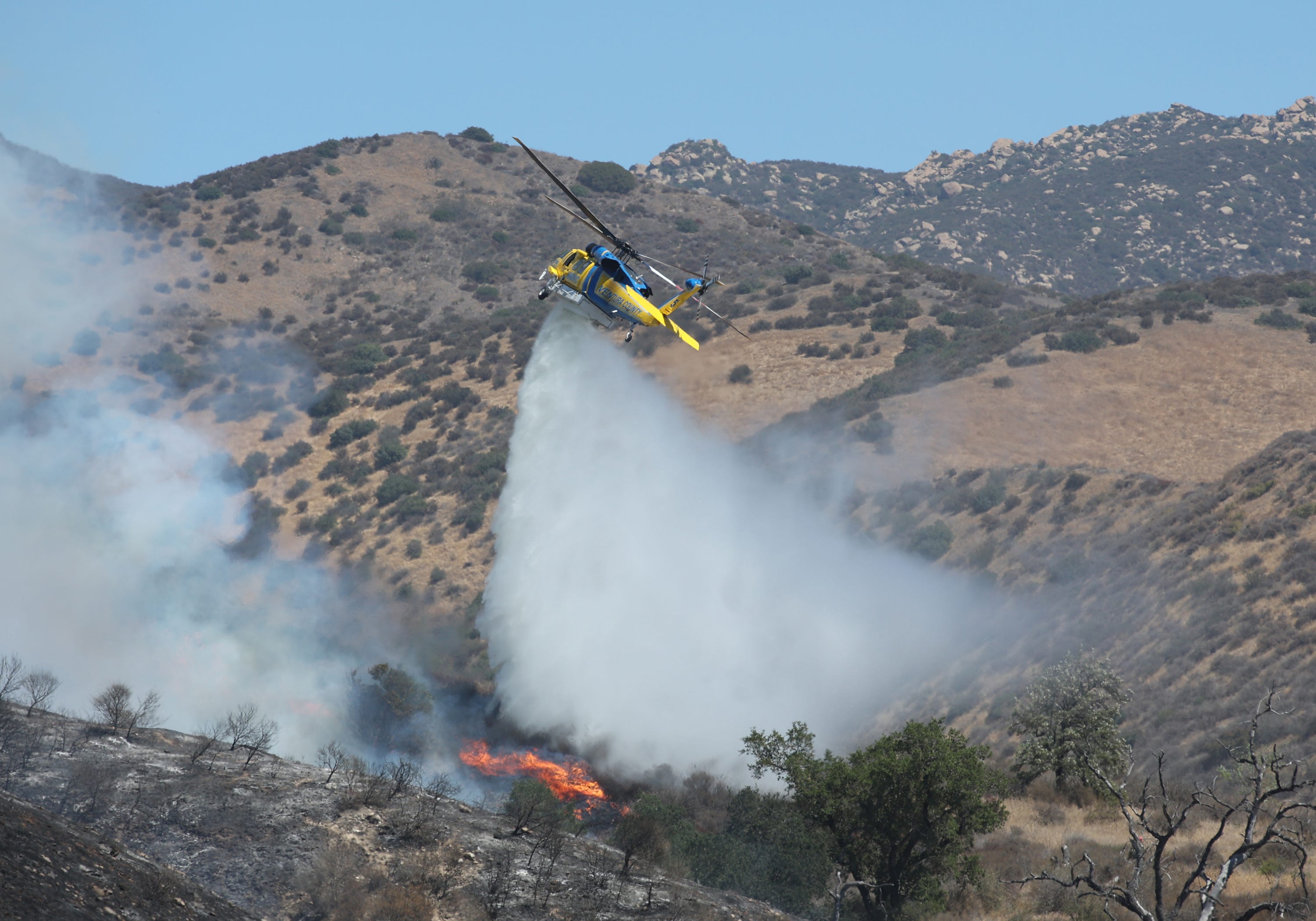 Cottonwood Fire in the Simi Valley area reaches 20 acres