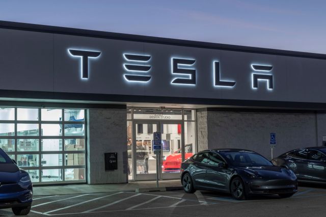 New data shows Tesla rival gaining major traction: 'Not been as ...