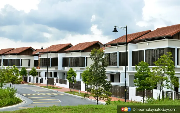 Why Malaysia’s M40 is falling through the housing cracks