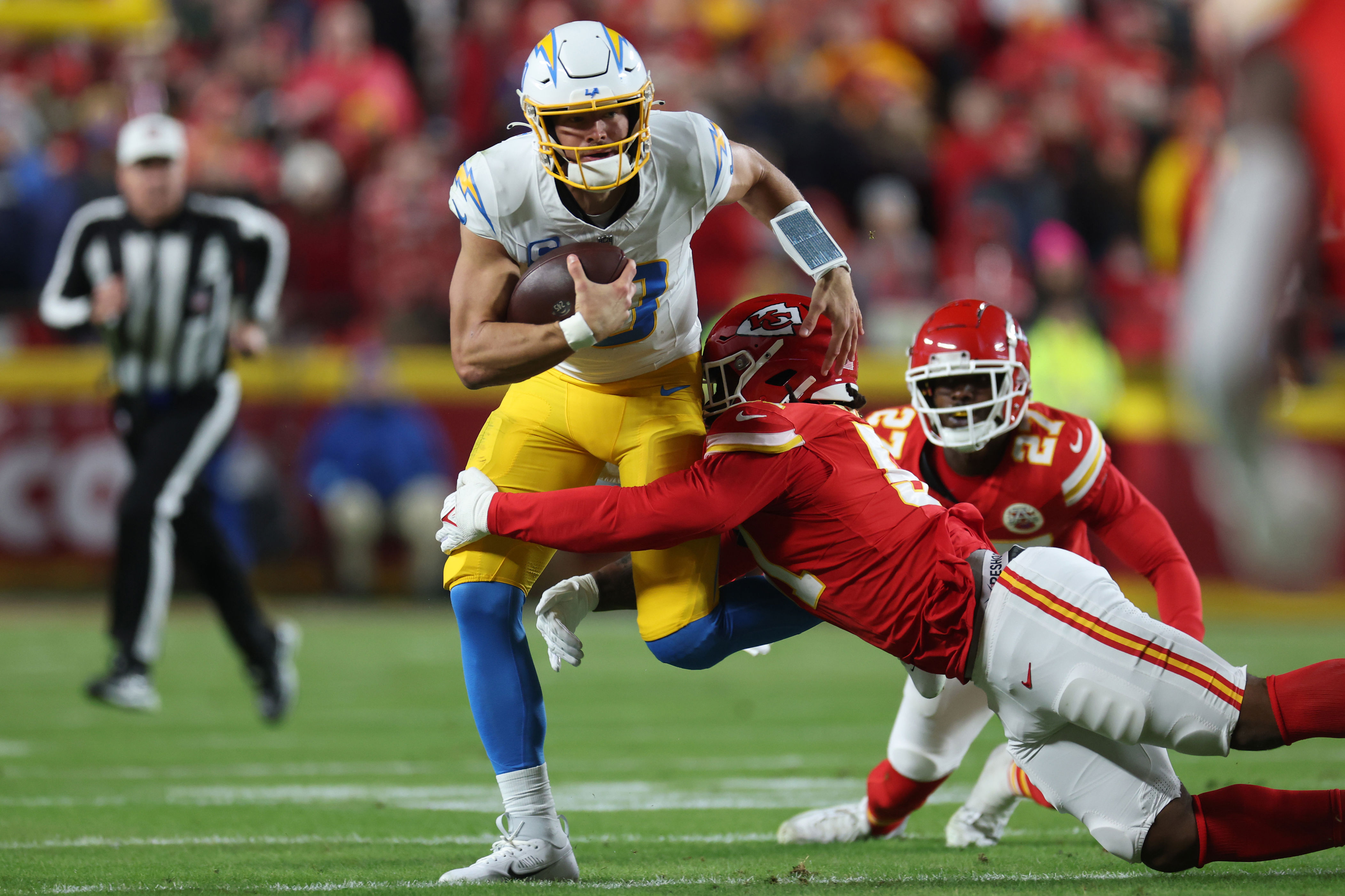 Friday Night Football: Kansas City Chiefs @ Los Angeles Chargers Live ...