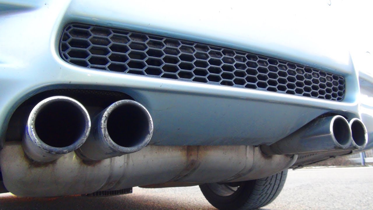 BMW M3 E92 – V8 Exhaust Sound Revs