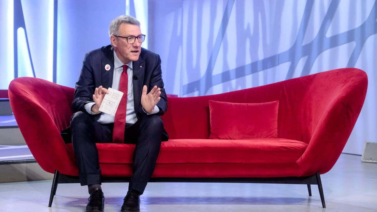 Landini contro il governo Meloni: “Restituite mille euro a lavoratori e ...