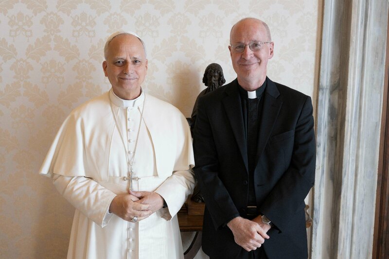 Pope ‘encouraged’ priest known for LGBT outreach to ‘continue ministry ...