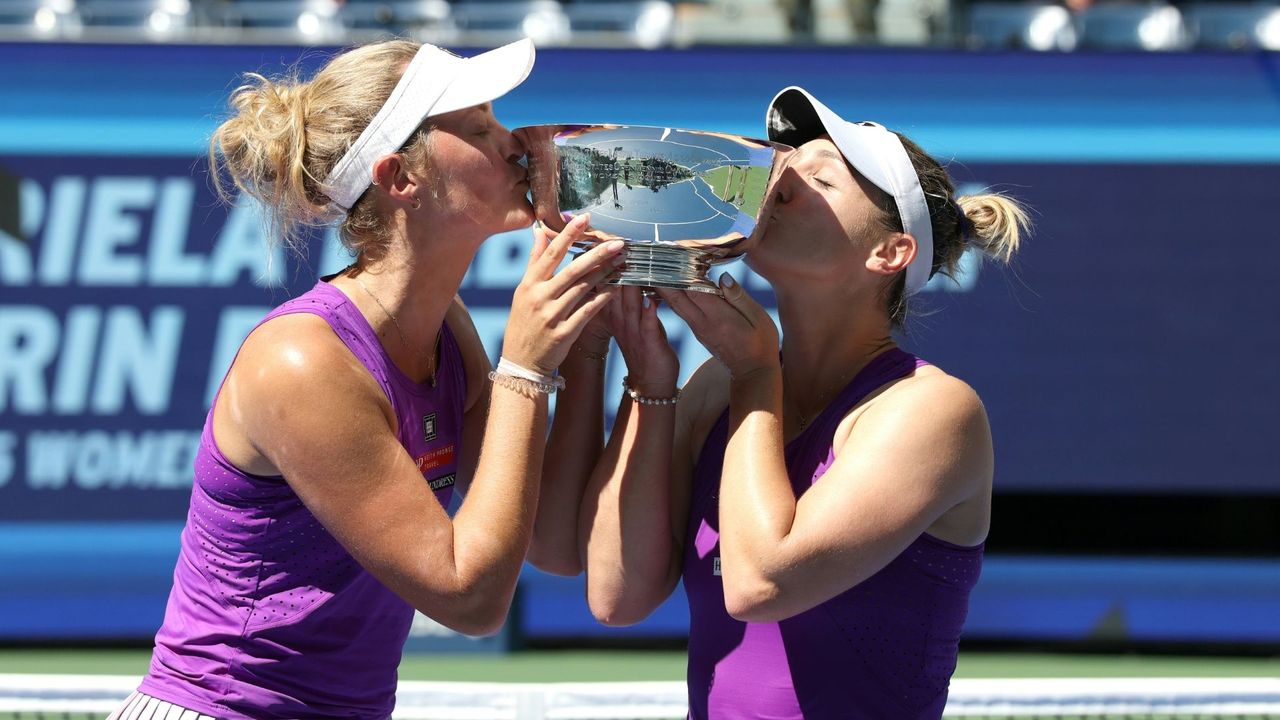 "Wilde Fahrt" gekrönt: Dabrowski/Routliffe siegen im Doppel