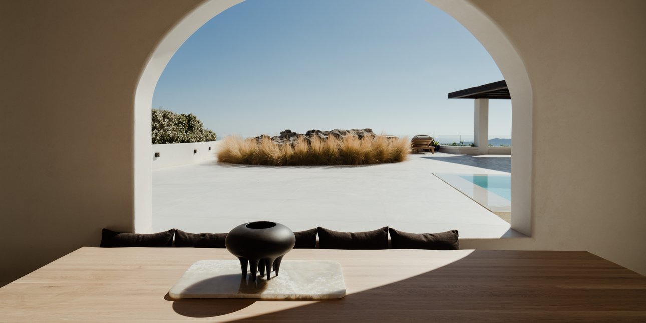 H μεγαλύτερη βίλα της Καλντέρας -Glamorous σαν σκηνικό χολιγουντιανής ...