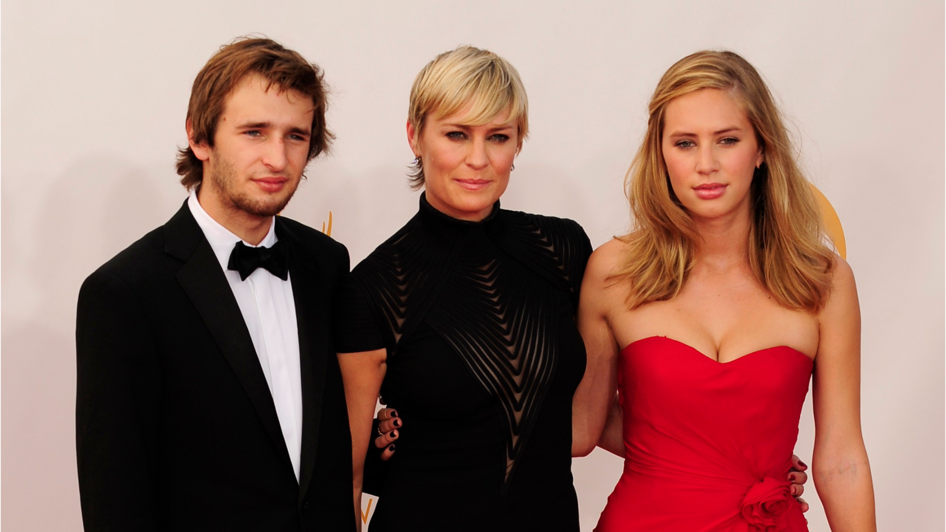 NEWS OF THE WEEK: Robin Wright admits 'huge regret' about co-parenting ...