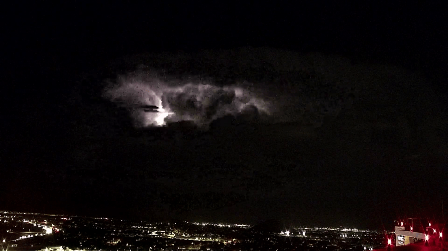 Storm lights up Las Vegas with continuous lightning strikes