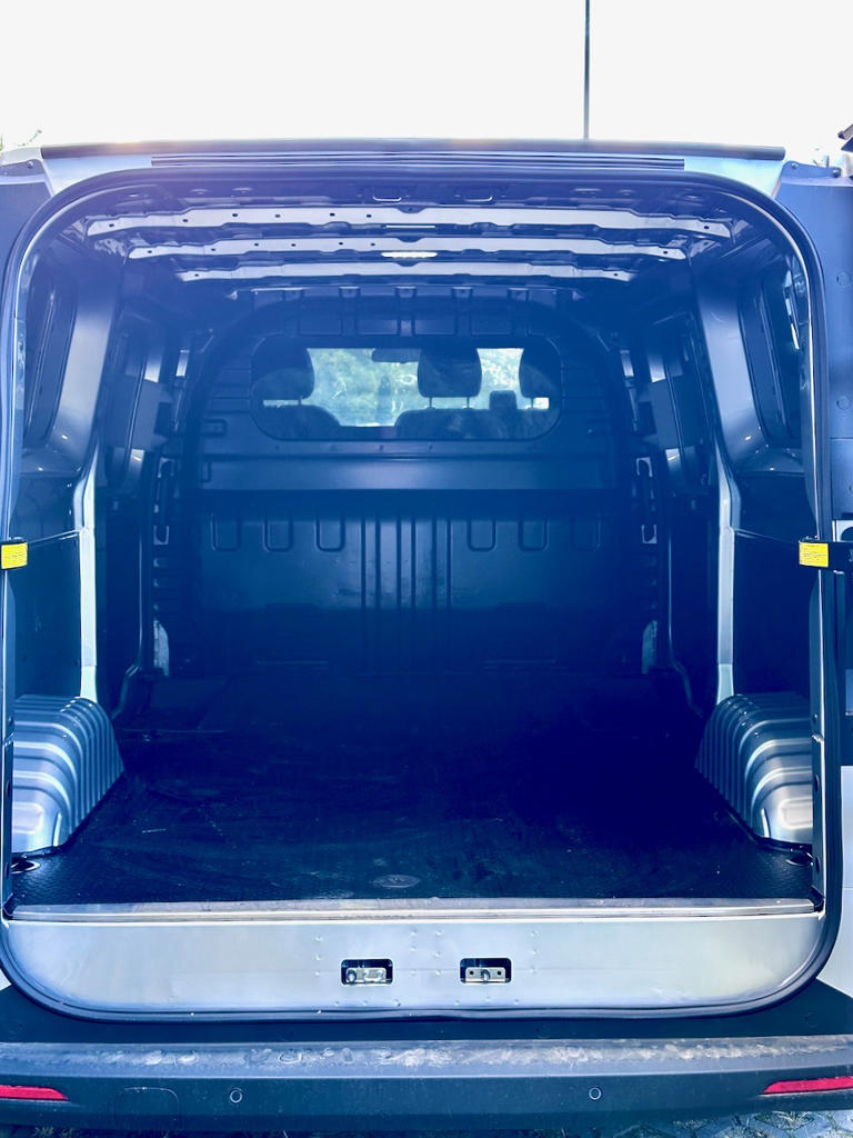 Nie płakałem w chińskim dostawczym samochodzie. Maxus eDelivery 7 – test