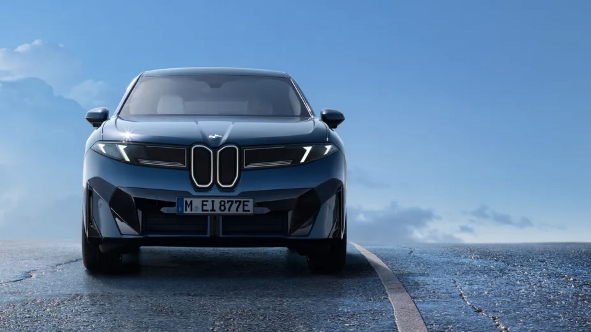 Photos: BMW unveils EV with 500 miles range, 400 kW charging, and 6th ...