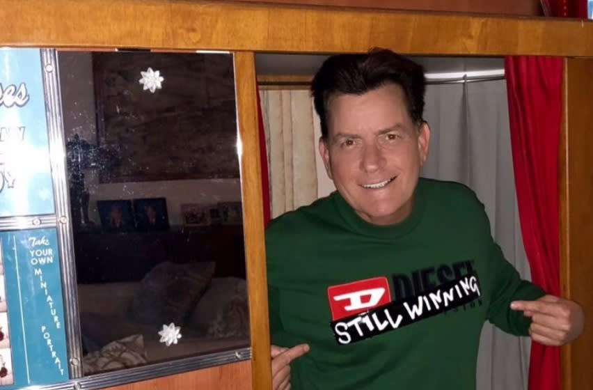 How Many Kids and Ex-Wives Does Charlie Sheen Have? Actor Says He's ...