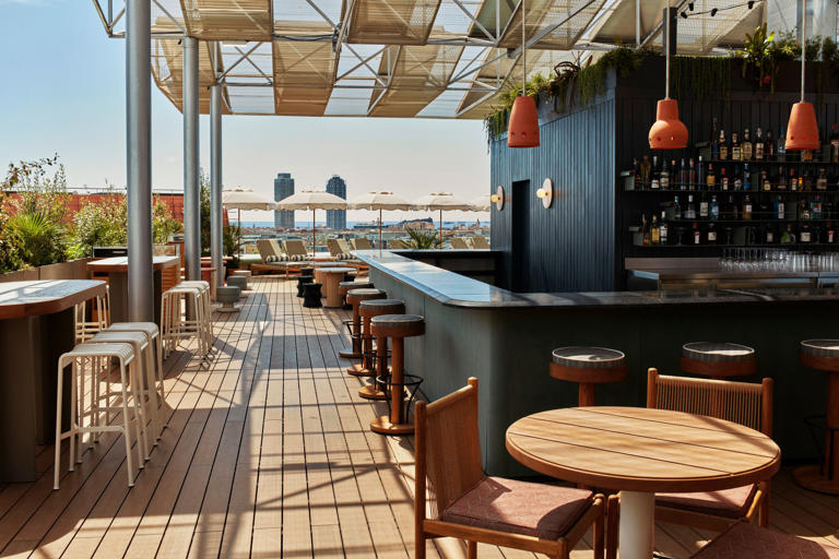 The Hoxton Poblenou: Where the chic set hang out in Barcelona's coolest ...