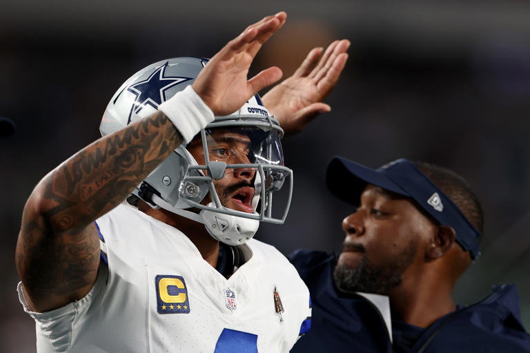 Cowboys QB Dak Prescott adds another piece of hardware to his resume