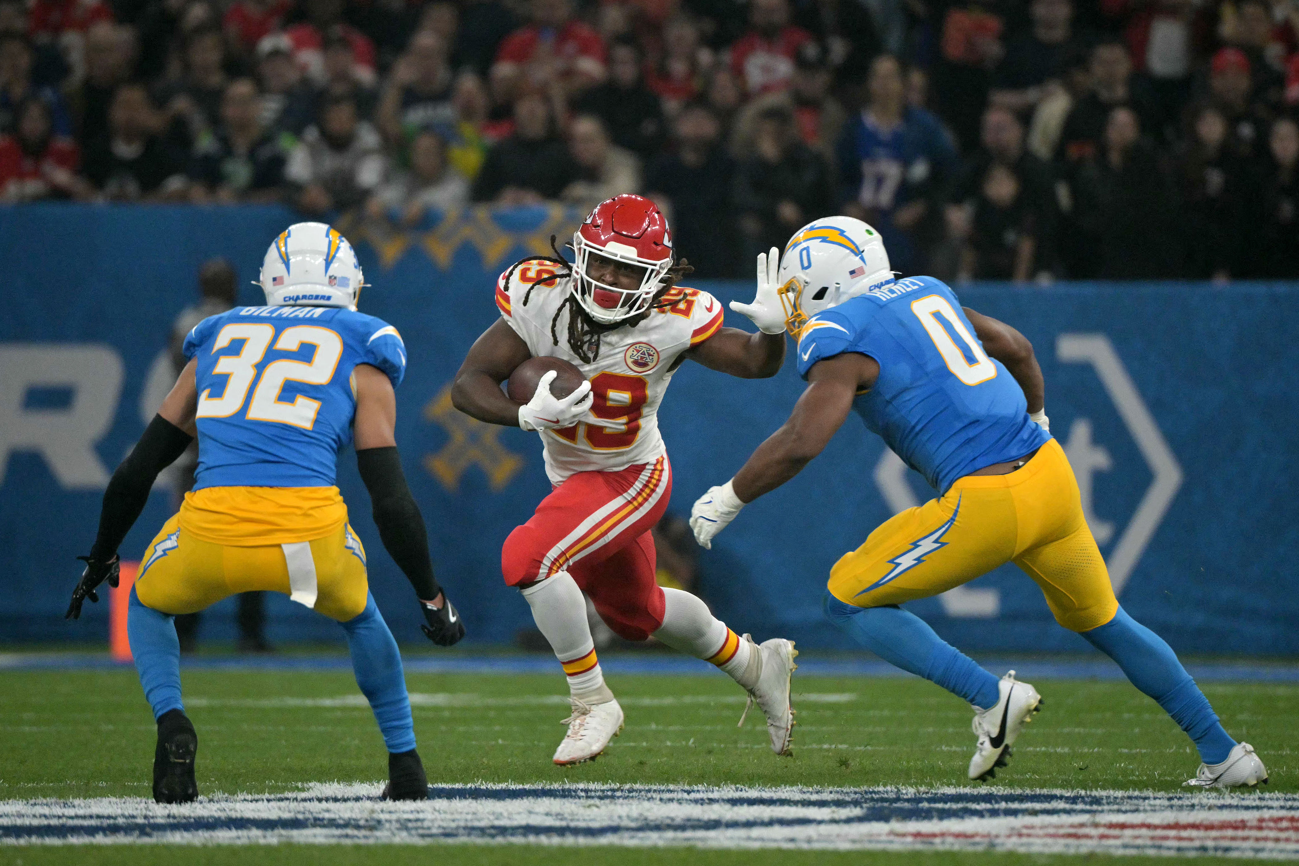 Chiefs-Chargers LIVE updates: Chargers lead 13-6 in the third quarter