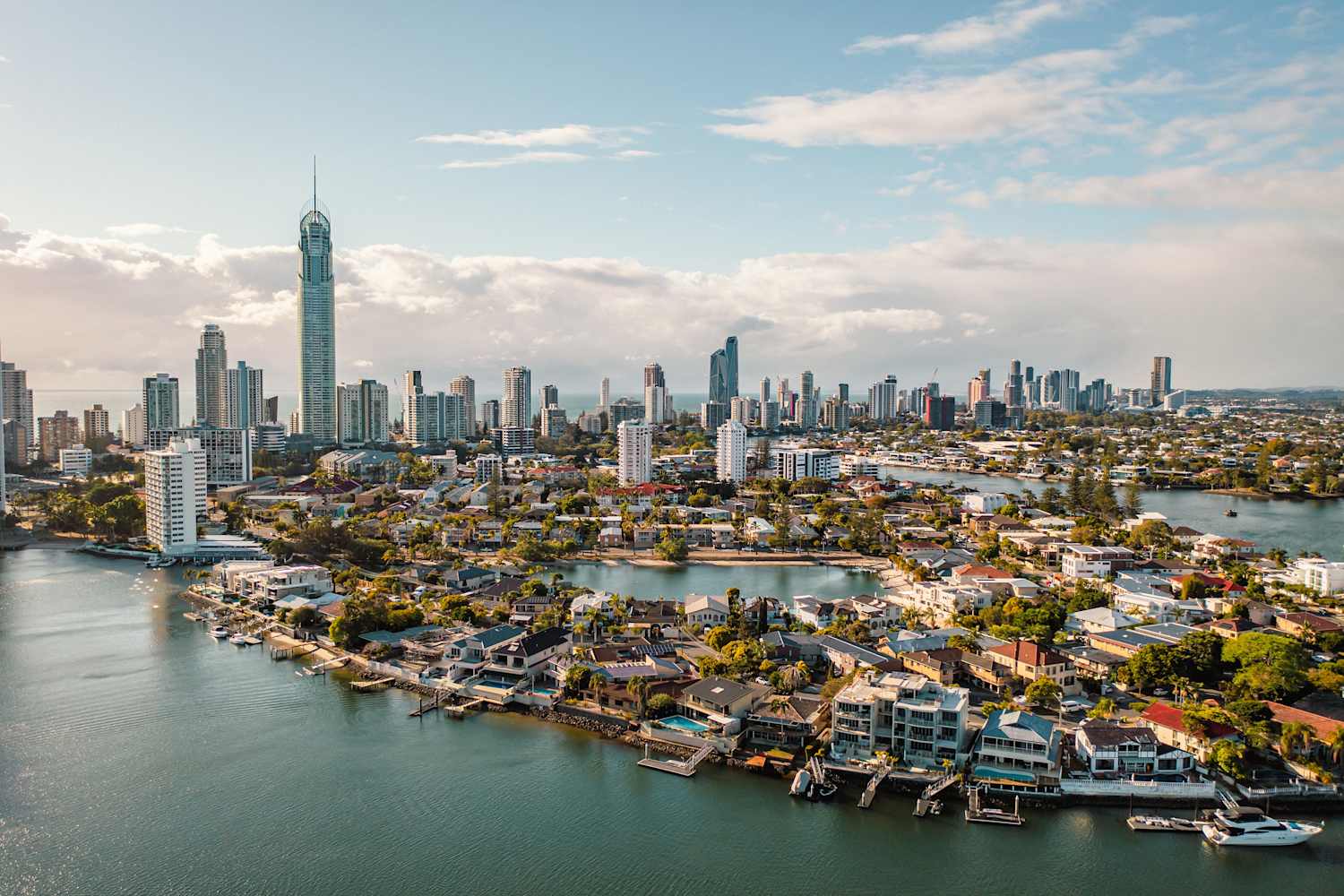 My '80s Brick Home Is an Unexpected Sanctuary from the Australian Heat ...