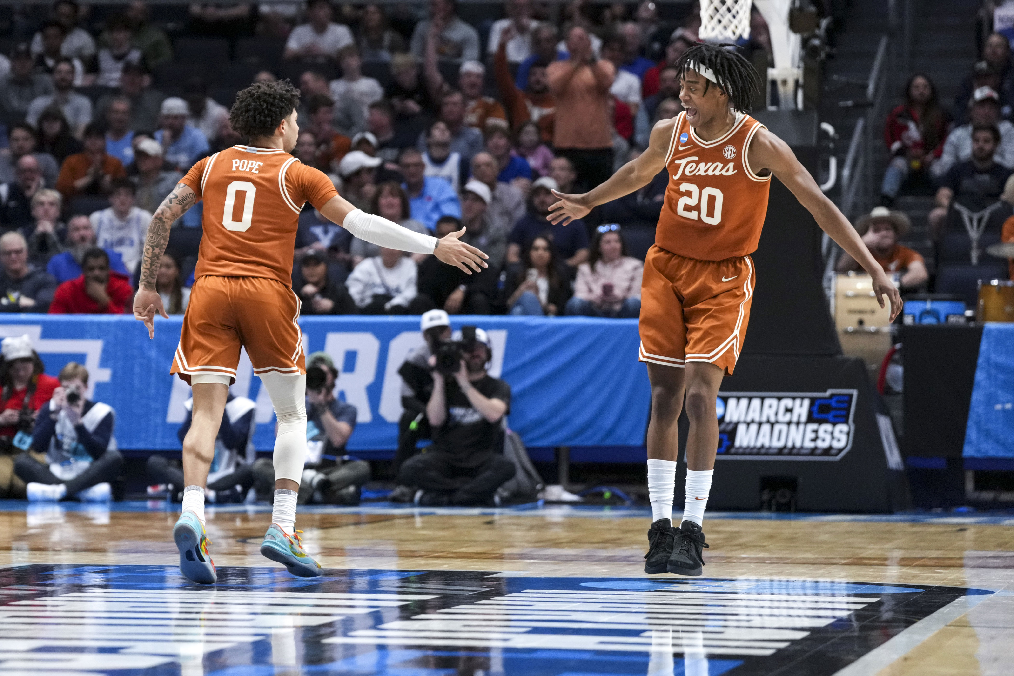 Longhorns Daily News: Texas MBB lands among Blue Ribbon preseason Top-25