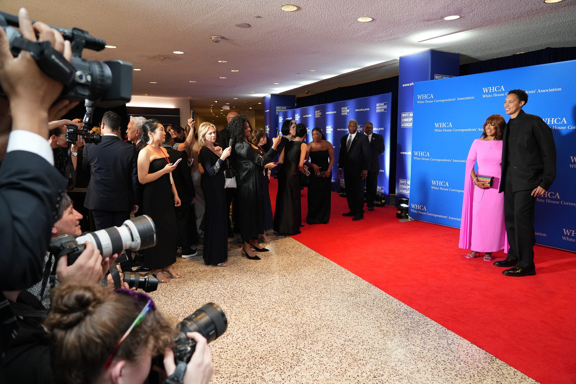 CBS News Faces Shake-up Amid Viewership Drop