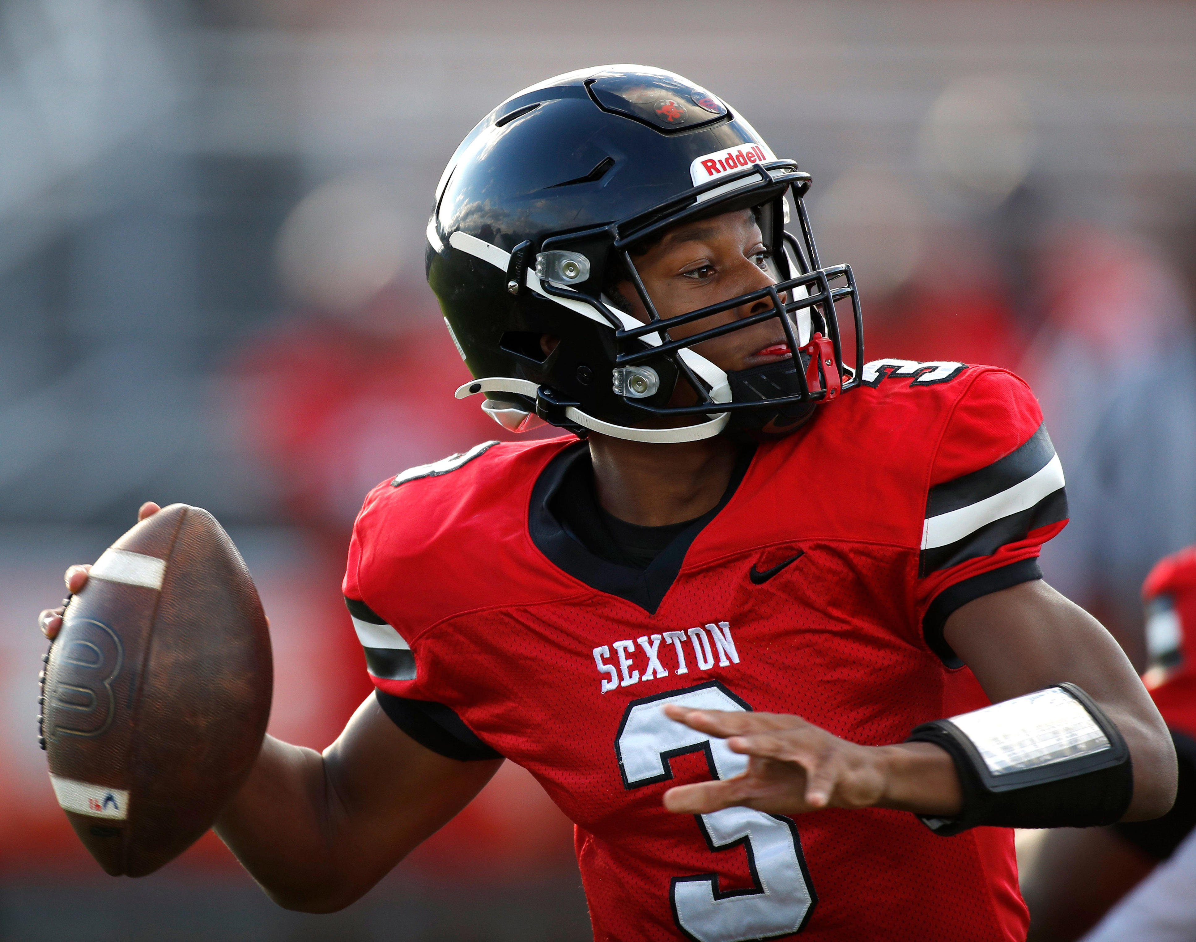 See the top Greater Lansing high school football performances in Week 3