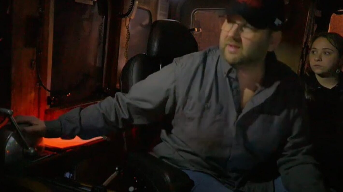 ‘Deadliest Catch’: Rick Shelford Decides If He Can Trust Sig Hansen ...